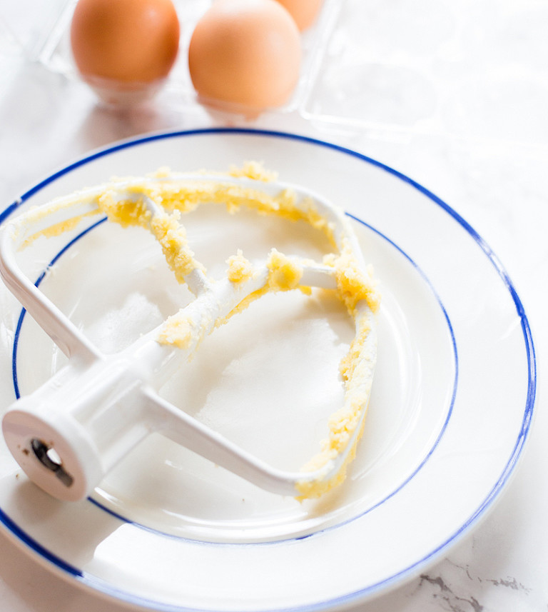 Gooey Chess Bars - Easy Family Recipe