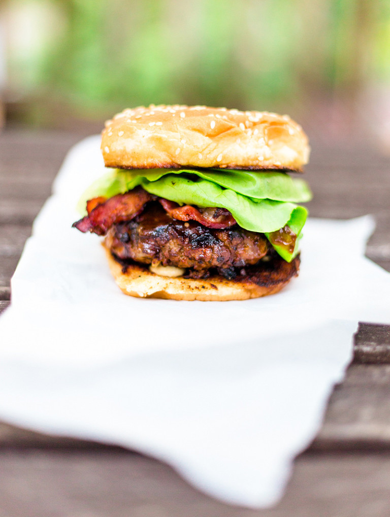 Cast Iron Grill Pan Hamburgers - Food Banjo