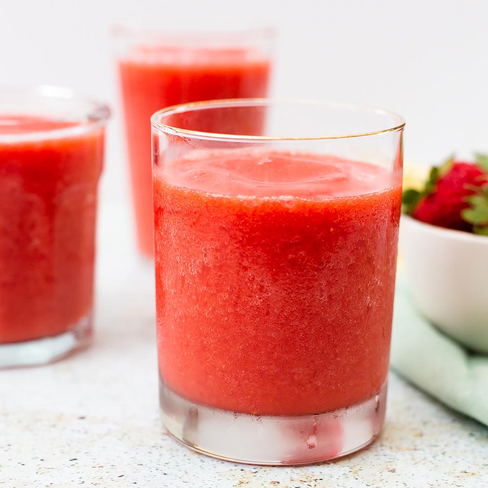 Strawberry Slushie - Food Banjo