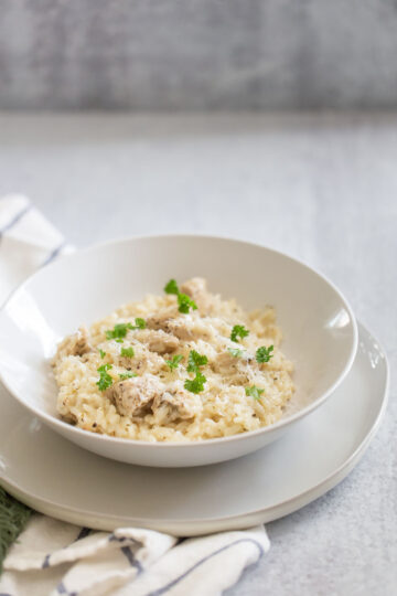 Creamy Instant Pot Chicken Risotto - Food Banjo