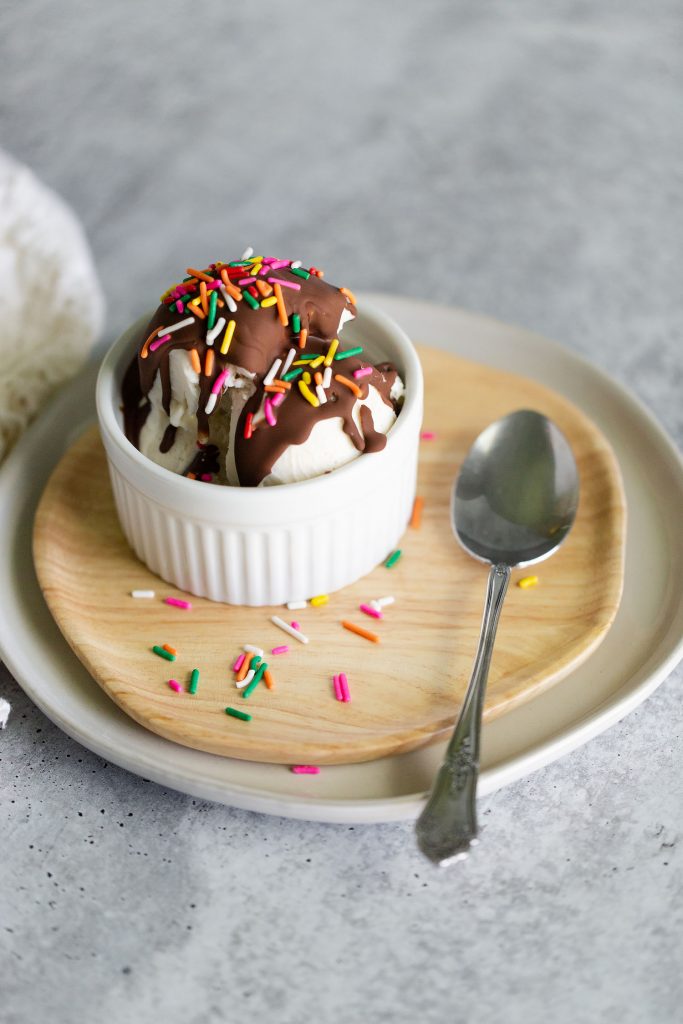 Homemade Magic Shell with Coconut Oil - Food Banjo