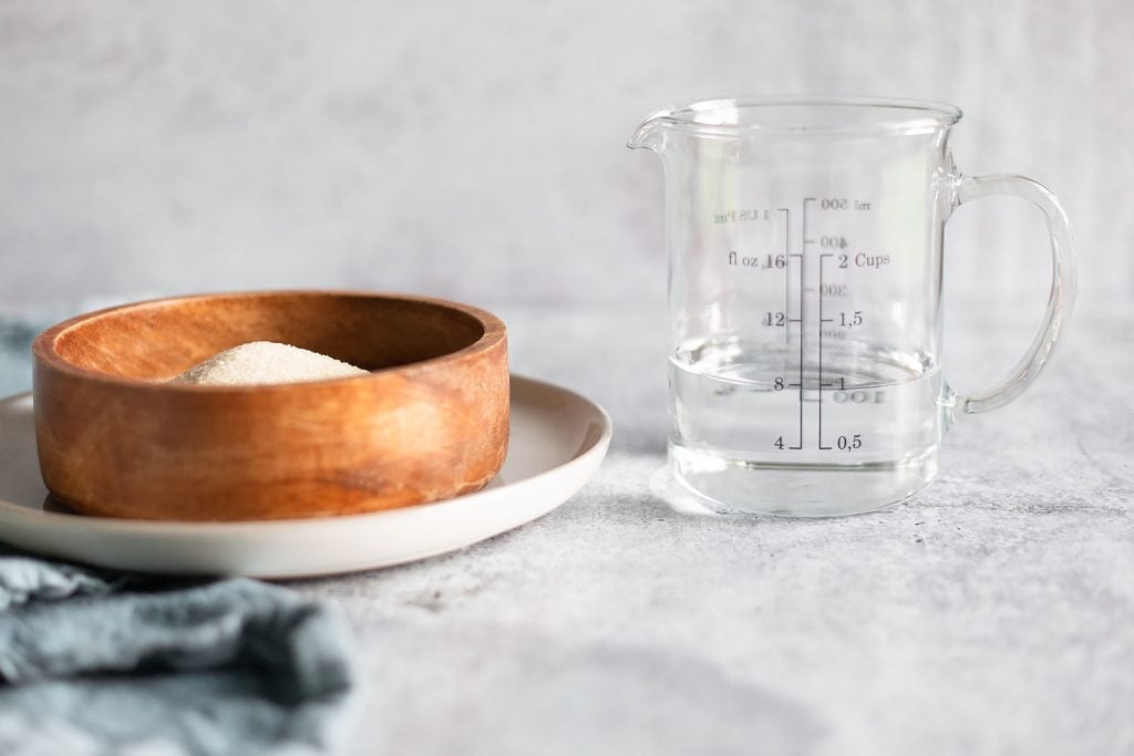 Homemade Simple Syrup - Food Banjo