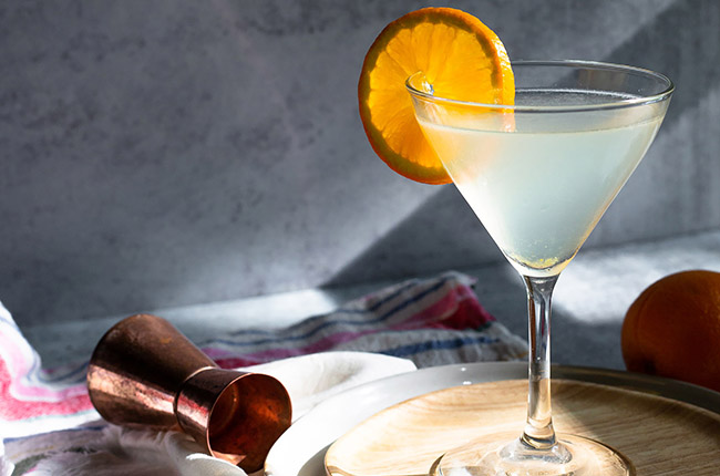 White Lady Cocktail - Food Banjo