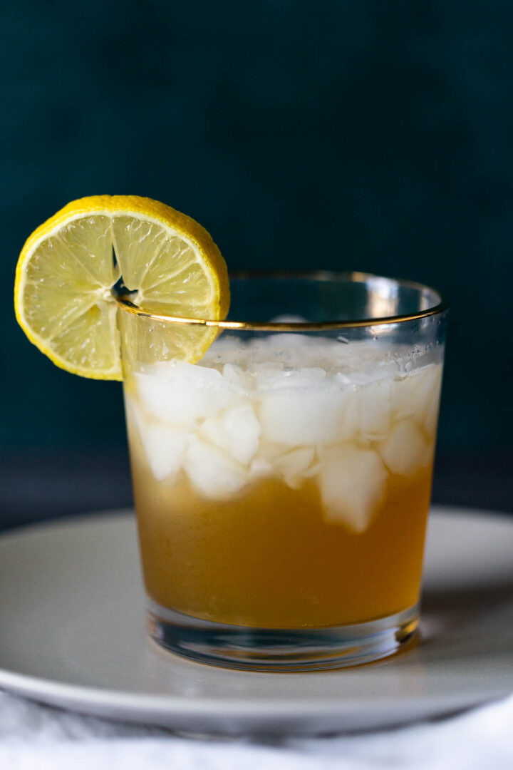 Bee's Knees Mocktail - Food Banjo