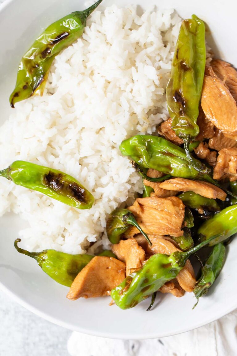 Saucy Chicken with Shishito Peppers - Food Banjo