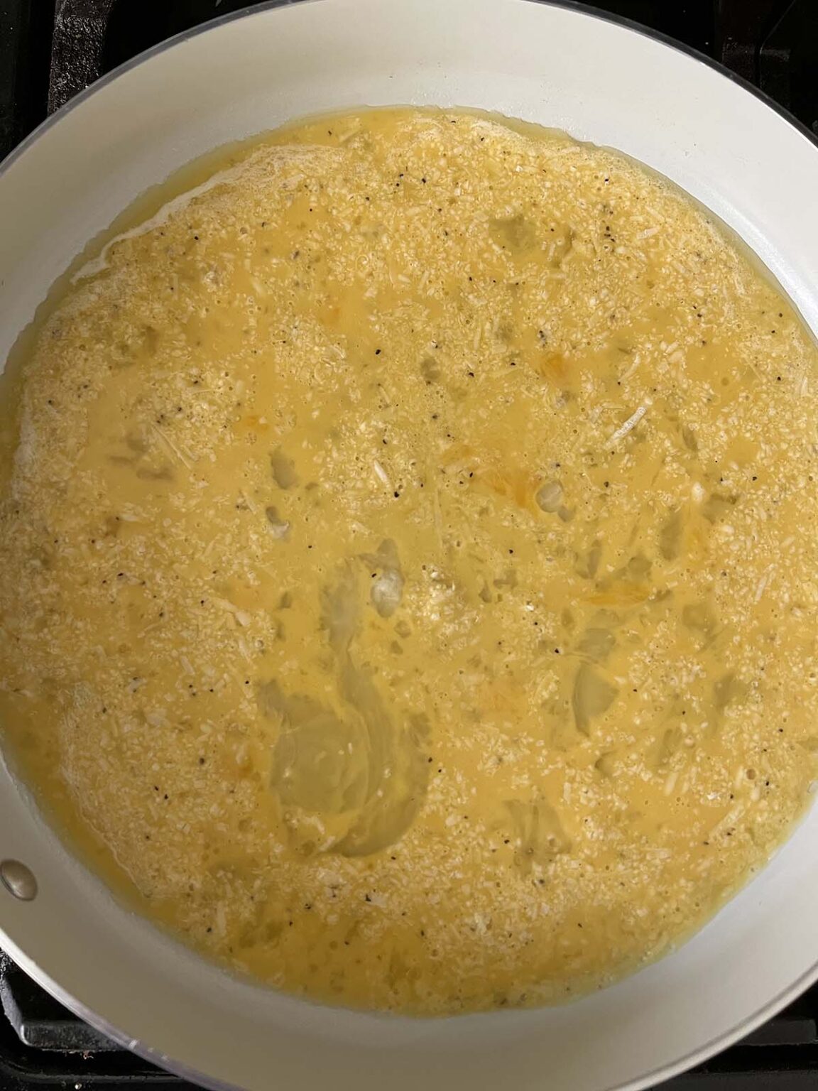 Cacio e Pepe Scrambled Eggs - Food Banjo