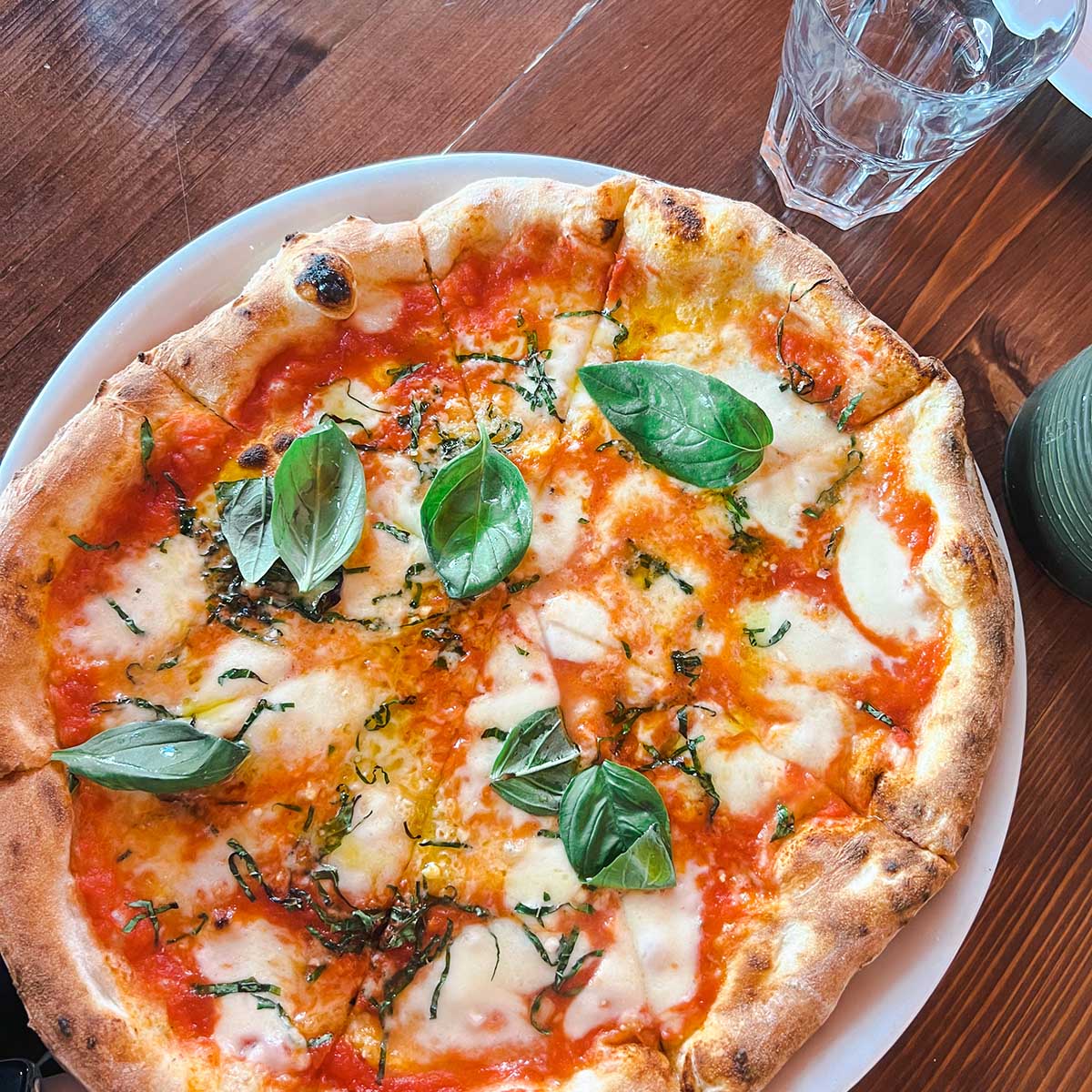 M'arrecreo Pizzaria - Lisbon Pizza - Food Banjo